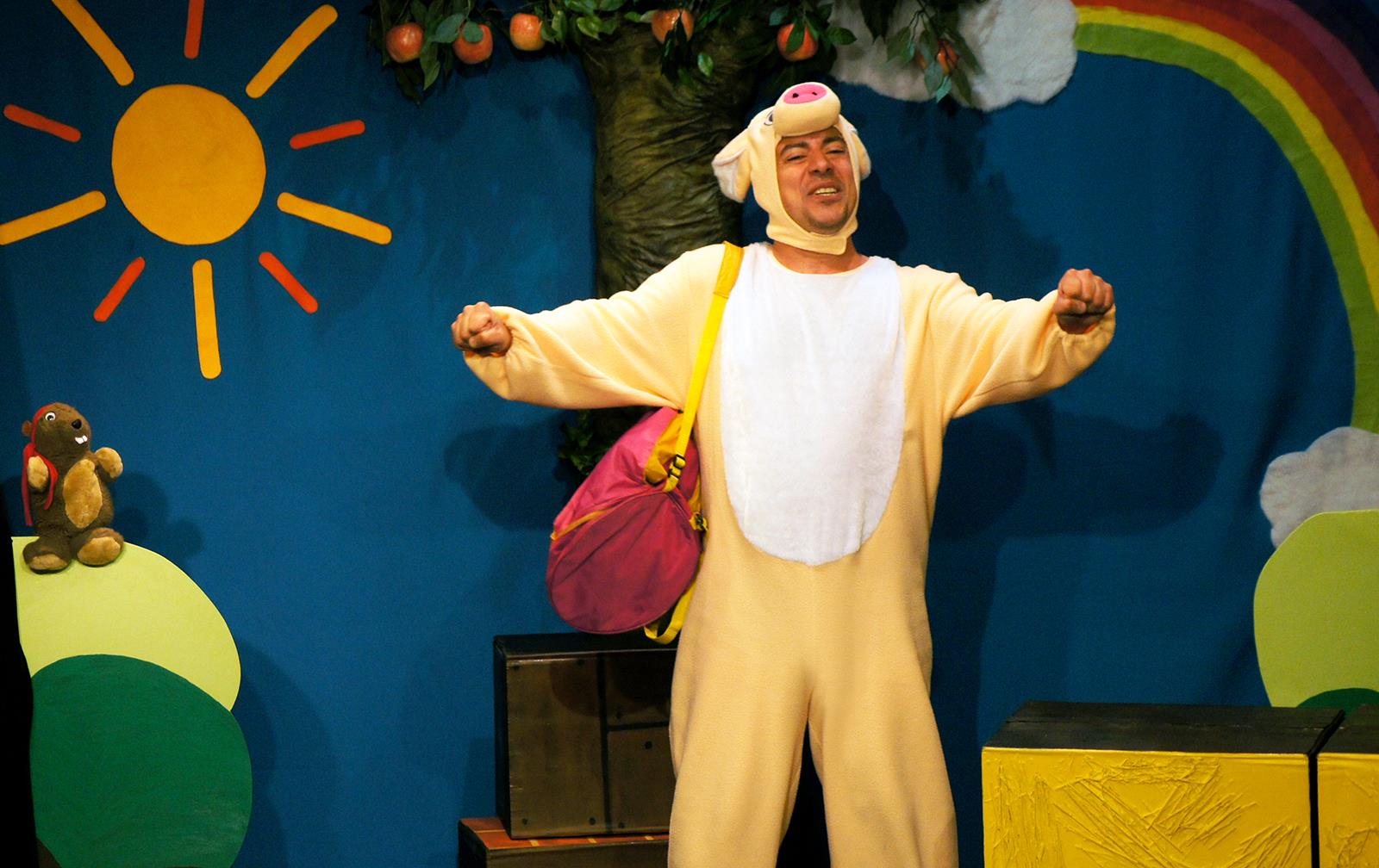 Les trois petits cochons - Essaïon | THEATREonline