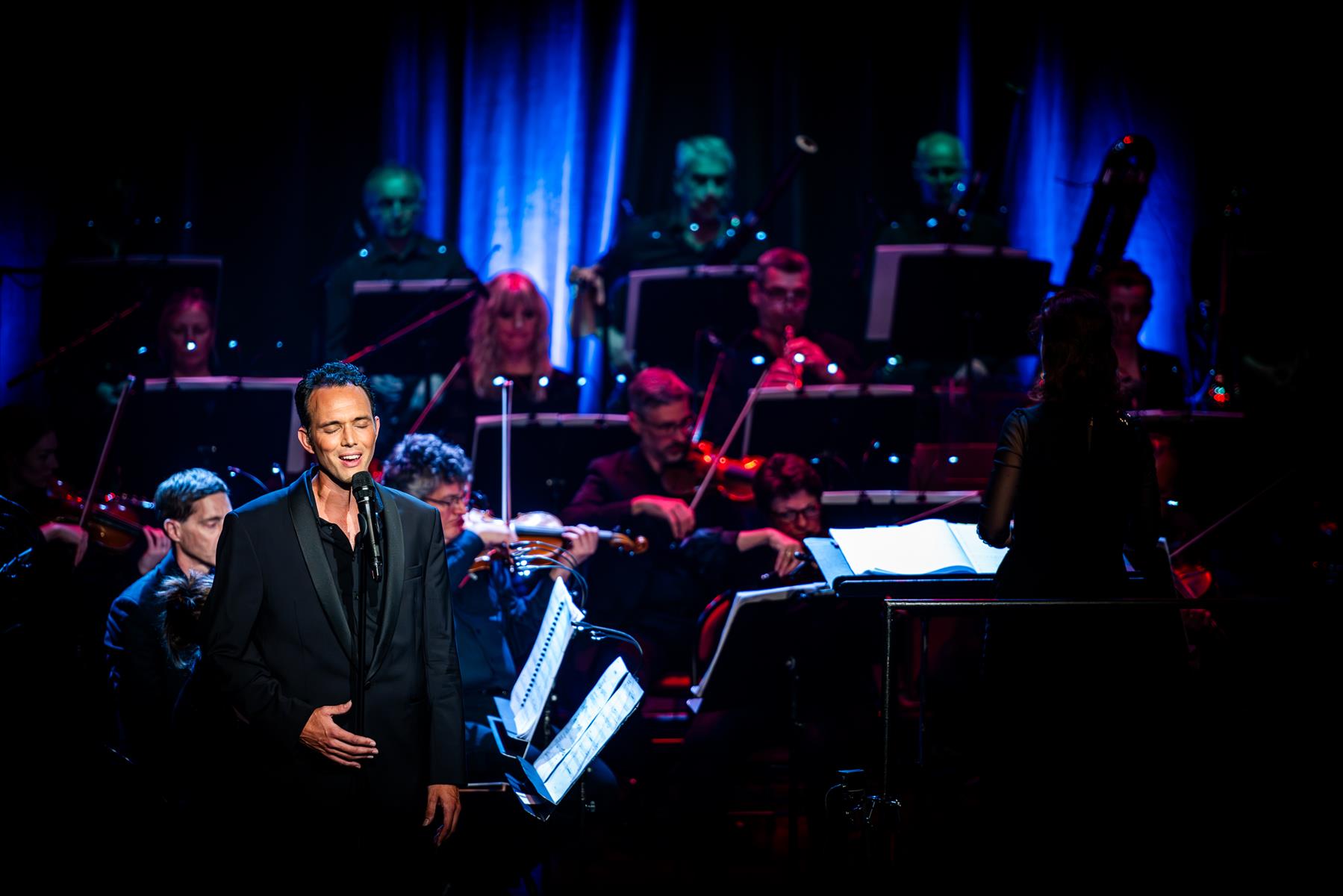 Aznavour 100 ans - concert symphonique - Grand Rex | THEATREonline
