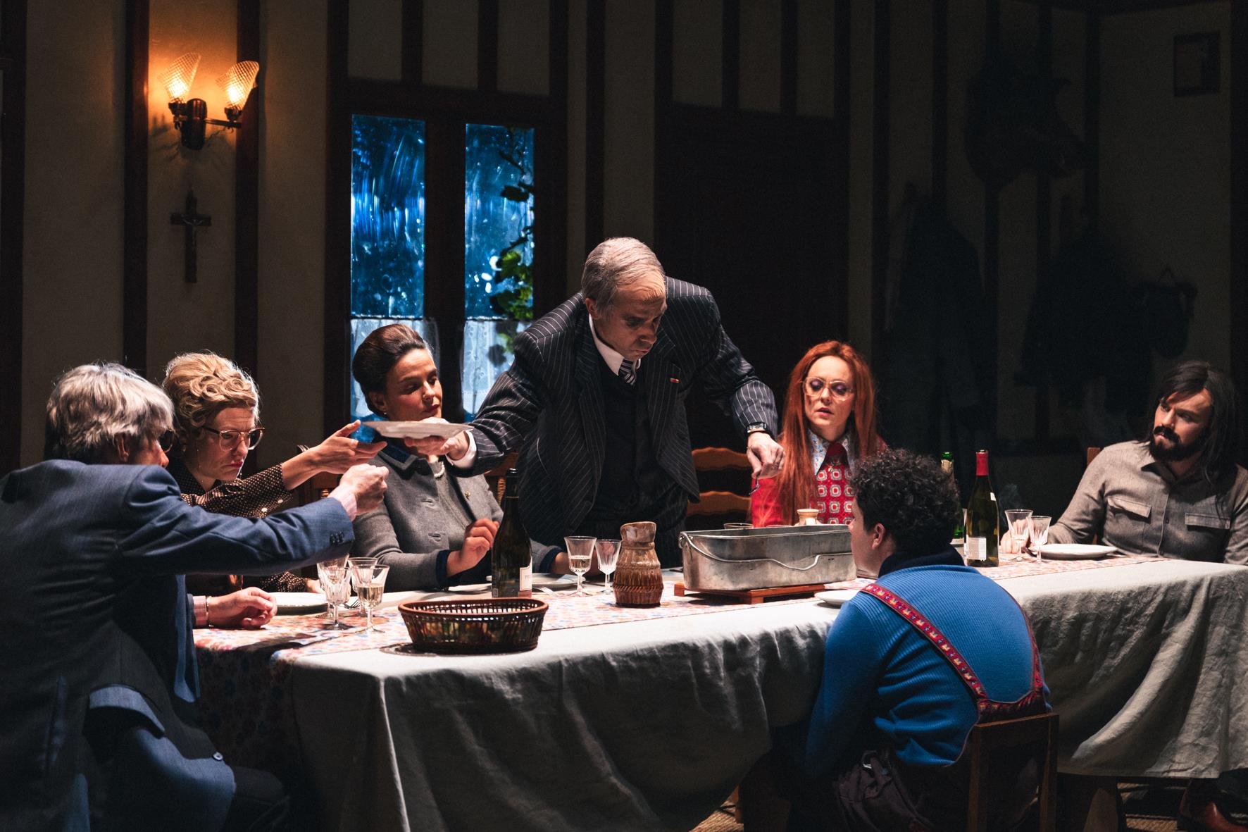 Huit rois (nos présidents) - Le Dîner chez les Français de V. Giscard d ...