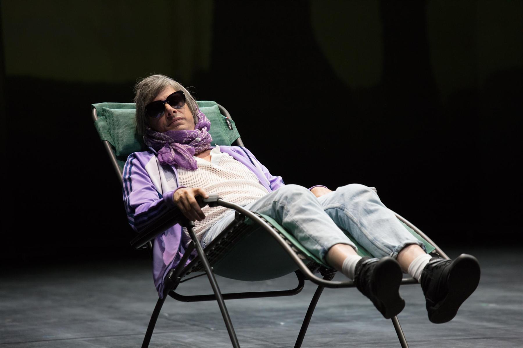 James Brown mettait des bigoudis - La Colline (Théâtre National ...