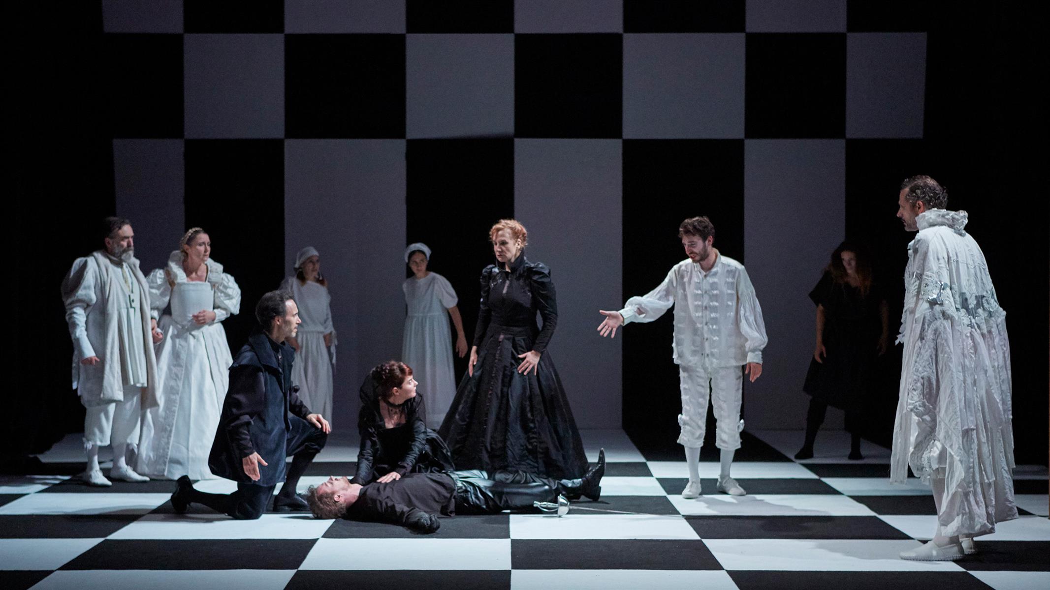 Roméo et Juliette - Théâtre des Gémeaux Parisiens | THEATREonline