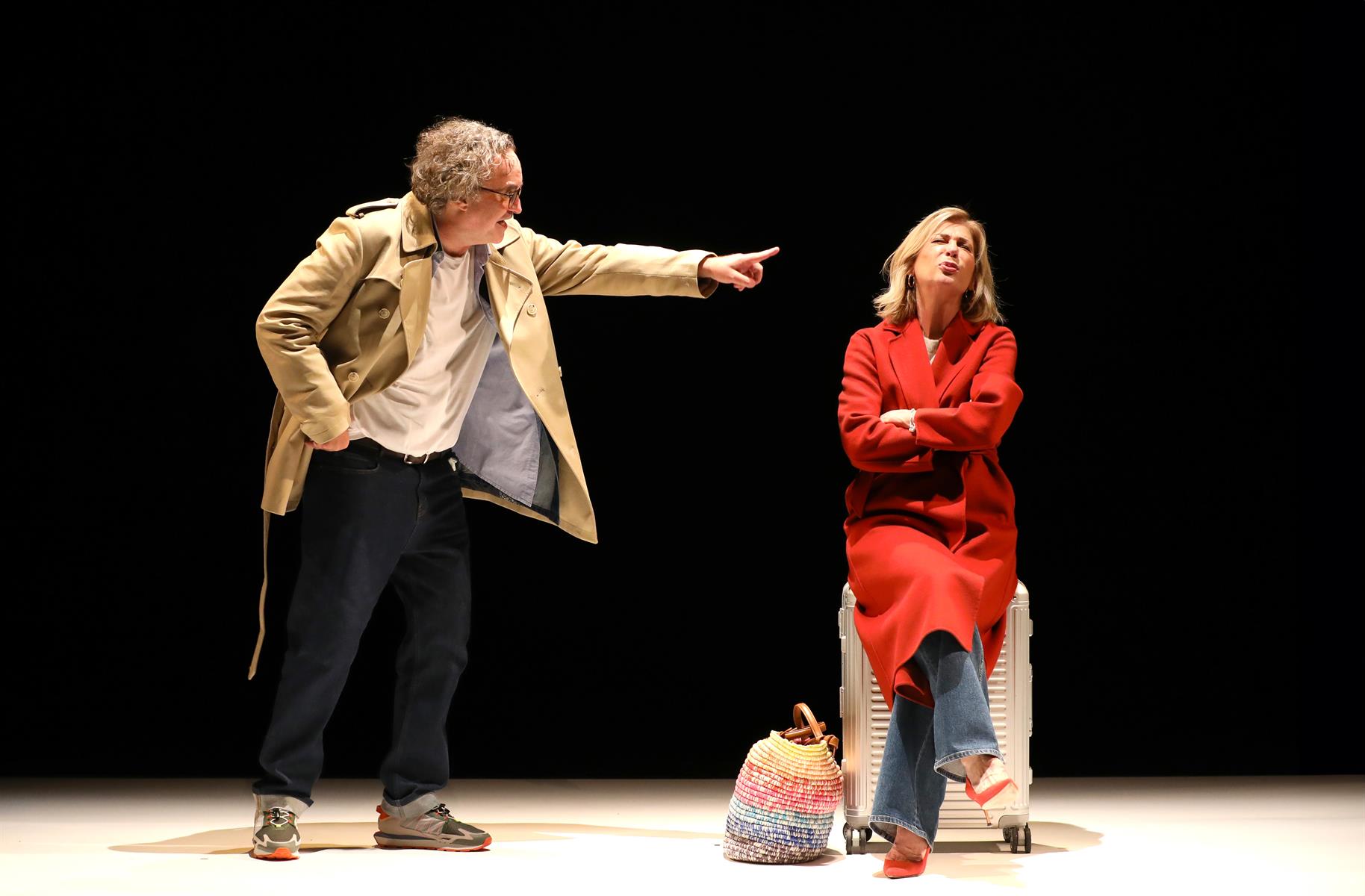 La porte à côté - Théâtre Saint-Georges | THEATREonline