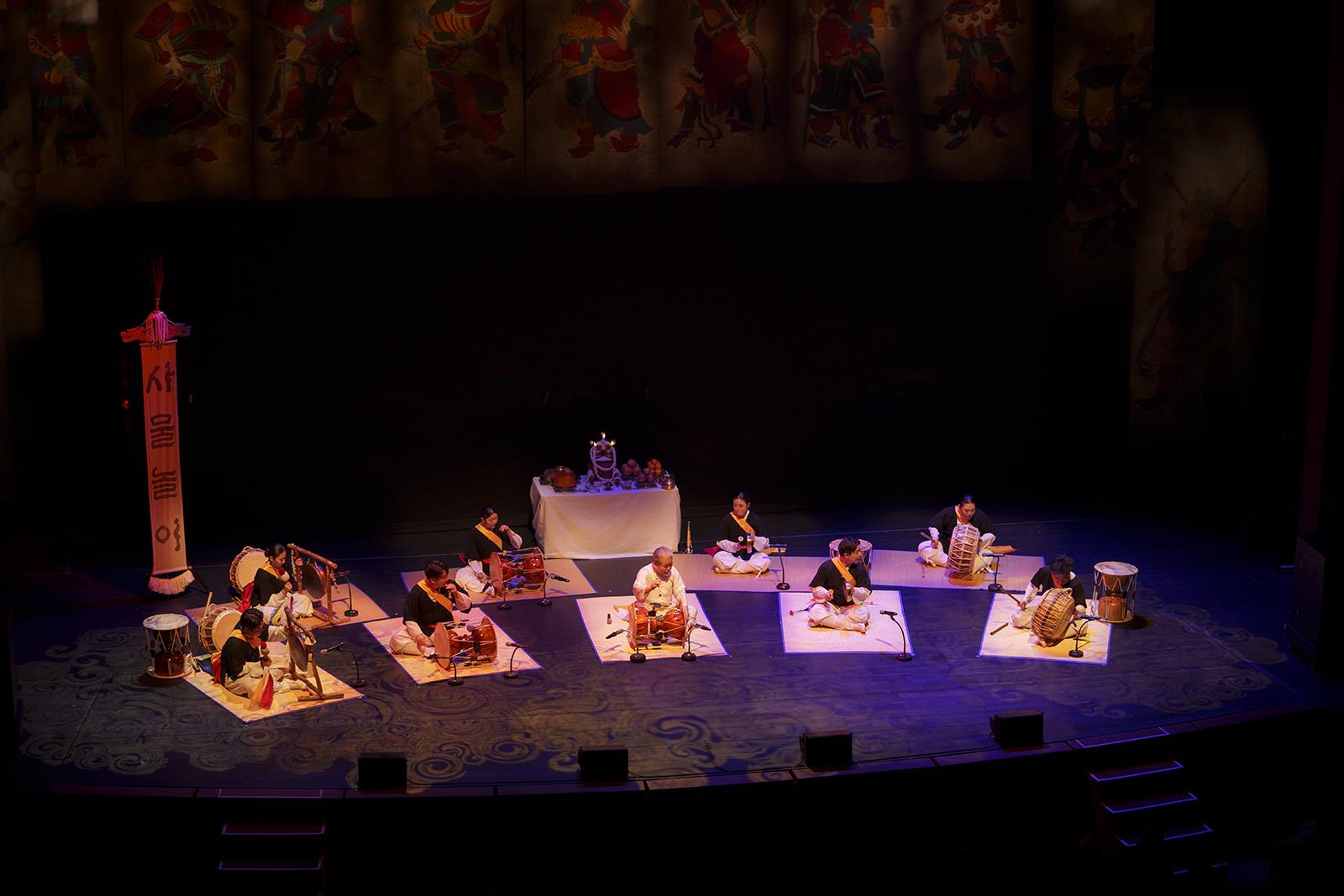 Samul Nori - Percussions et danses traditionnelles de Corée ...