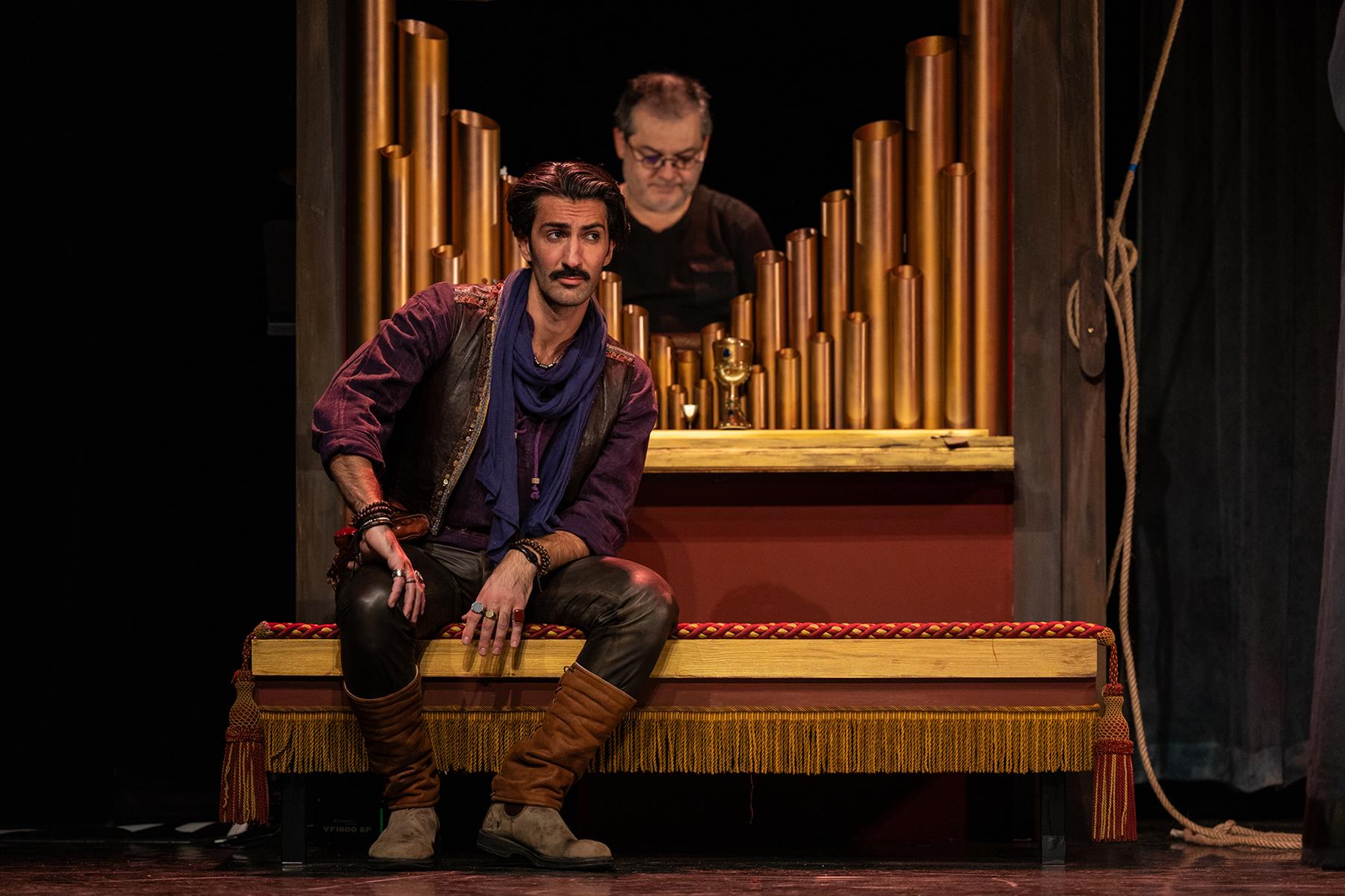Quasimodo, le sonneur de Notre-Dame - Casino de Paris | THEATREonline