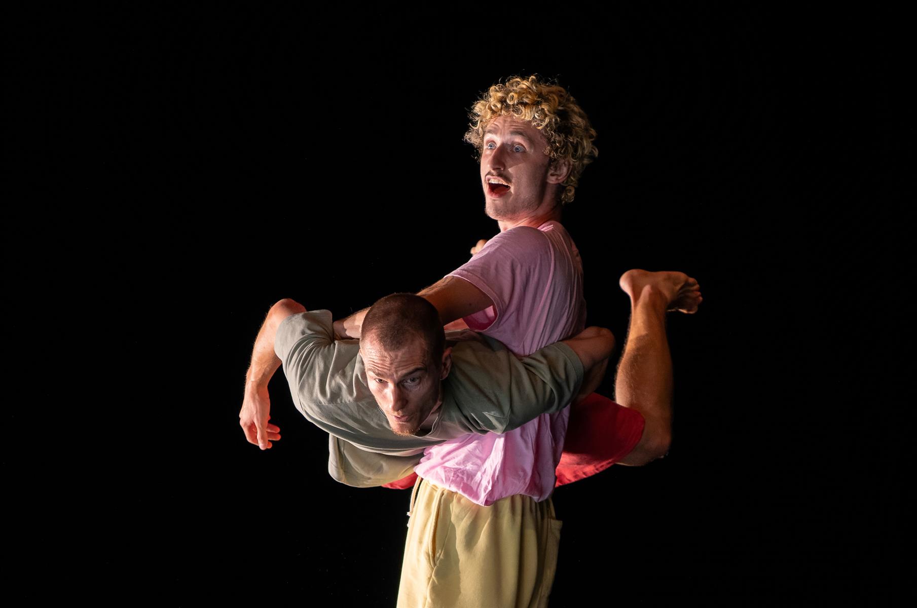 Edouard Hue - Flowers - La Scala Paris | THEATREonline