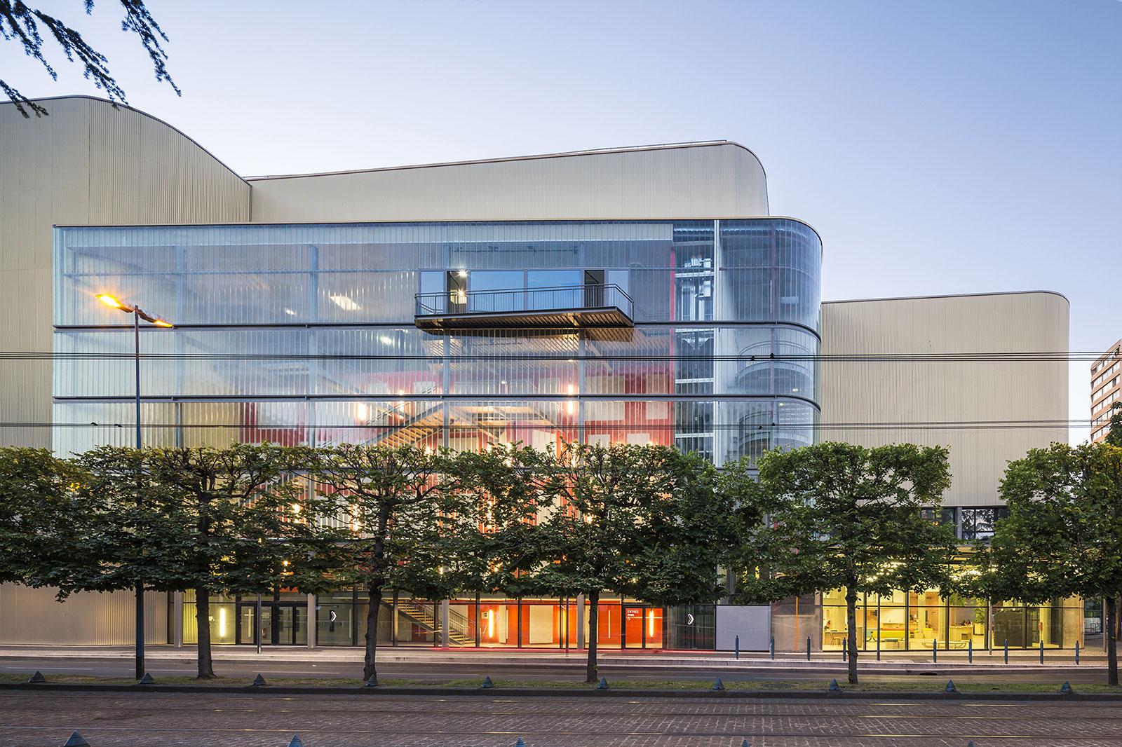 MC93 | THEATREonline